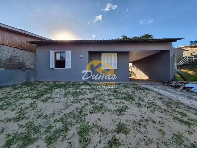 Casa / Sobrado para Venda em Tramandaí/RS Centro 3 Quartos