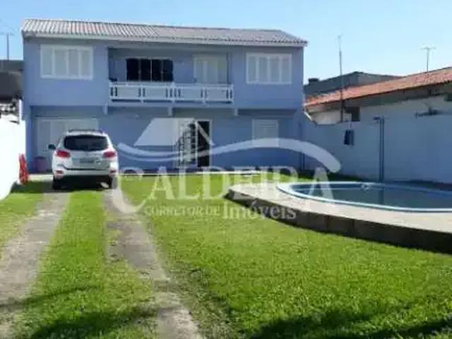 Casa / Sobrado para Venda em Tramandaí/RS Centro 3 Quartos