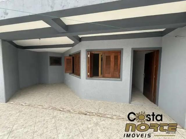 Casa / Sobrado para Venda em Tramandaí/RS Centro 3 Quartos