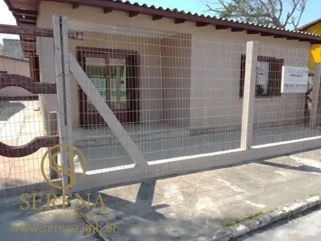Casa / Sobrado para Venda em Tramandaí/RS Centro 3 Quartos