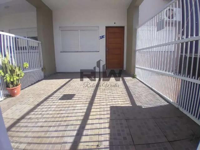 Casa / Sobrado para Venda em Tramandaí/RS Centro 2 Quartos