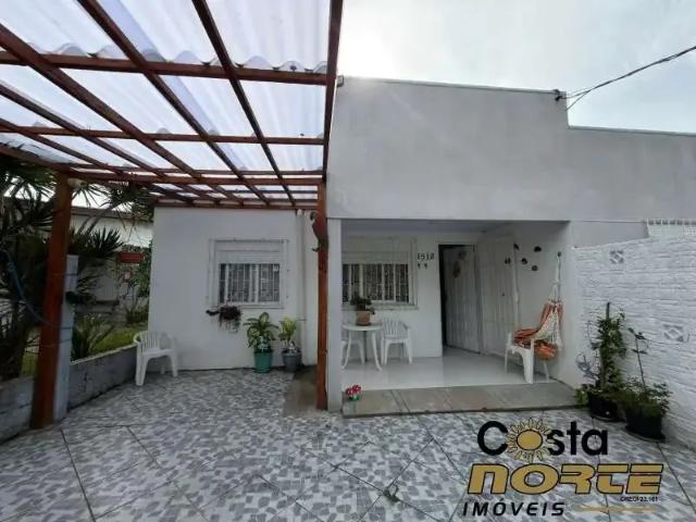 Casa / Sobrado para Venda em Tramandaí/RS Centro 2 Quartos