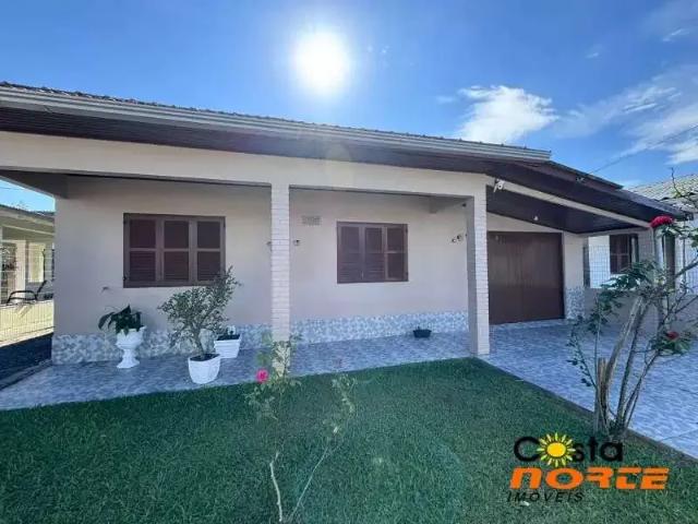 Casa / Sobrado para Venda em Tramandaí/RS Centro 2 Quartos