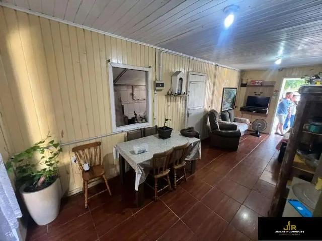 Casa / Sobrado para Venda em Tramandaí/RS Centro 2 Quartos