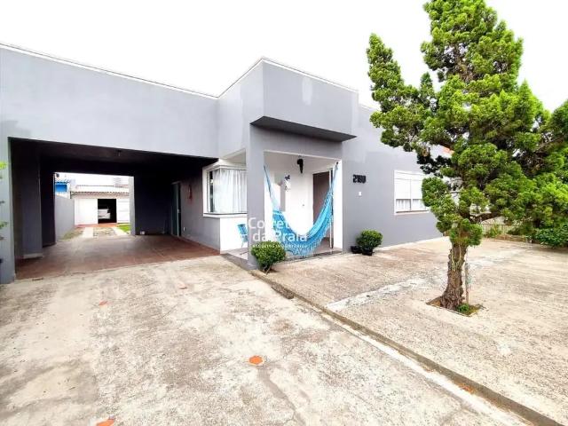 Casa / Sobrado para Venda em Tramandaí/RS Centro 4 Quartos