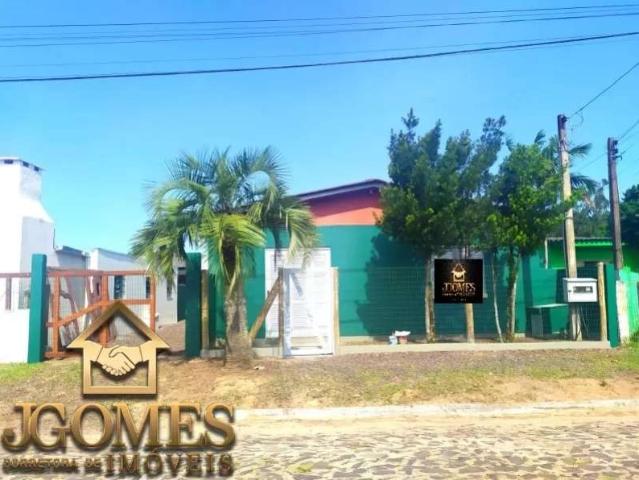 Casa / Sobrado para Venda em Tramandaí/RS Centro 4 Quartos