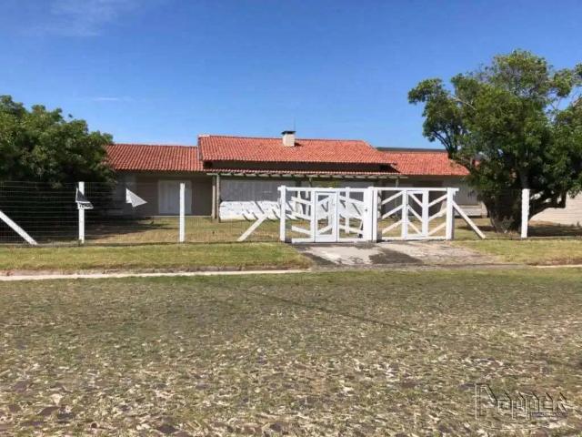 Casa / Sobrado para Venda em Tramandaí/RS Centro 4 Quartos