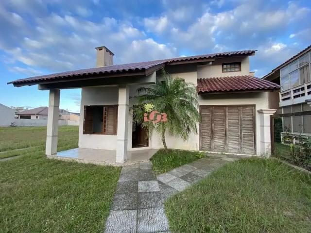 Casa / Sobrado para Venda em Tramandaí/RS Centro 5 Quartos
