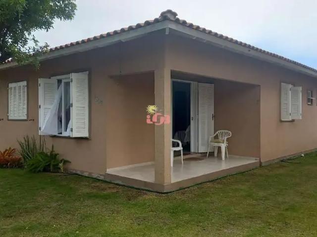 Casa / Sobrado para Venda em Tramandaí/RS Centro 5 Quartos