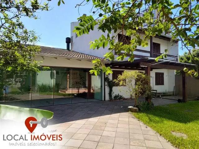 Casa / Sobrado para Venda em Tramandaí/RS Centro 5 Quartos