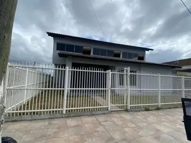 Casa / Sobrado para Venda em Tramandaí/RS Centro 5 Quartos