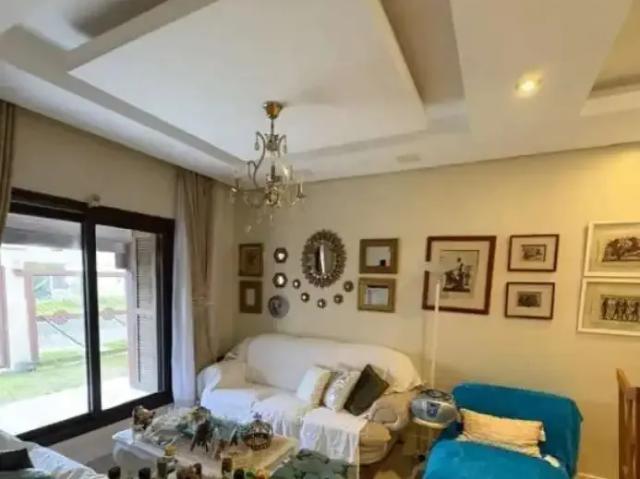 Casa / Sobrado para Venda em Tramandaí/RS Centro 8 Quartos