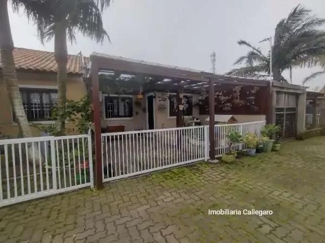 Casa / Sobrado para Venda em Tramandaí/RS Humaitá 2 Quartos