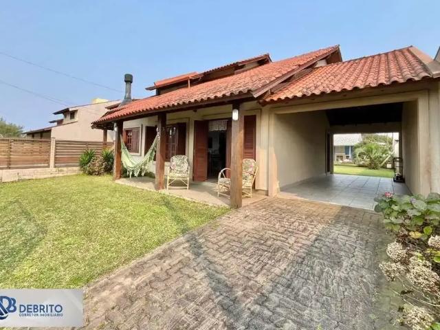 Casa / Sobrado para Venda em Tramandaí/RS Jardim Atlântico 3 Quartos