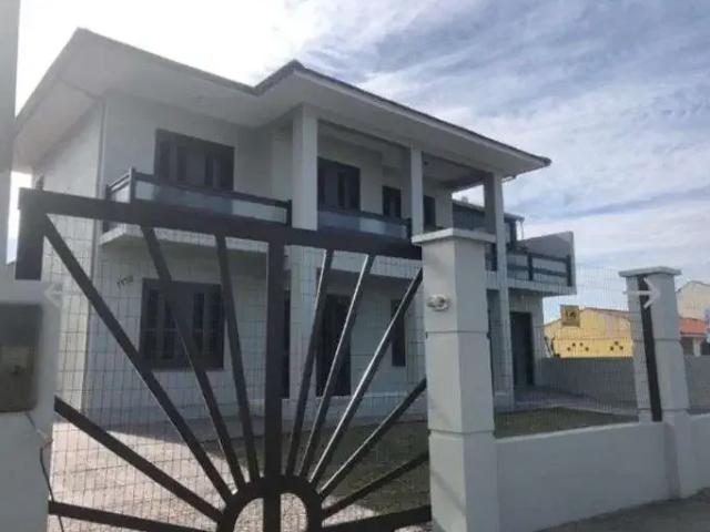 Casa / Sobrado para Venda em Tramandaí/RS Nova Tramandaí 4 Quartos