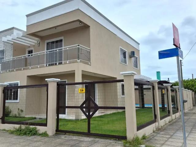 Casa / Sobrado para Venda em Tramandaí/RS Nova Tramandaí 4 Quartos