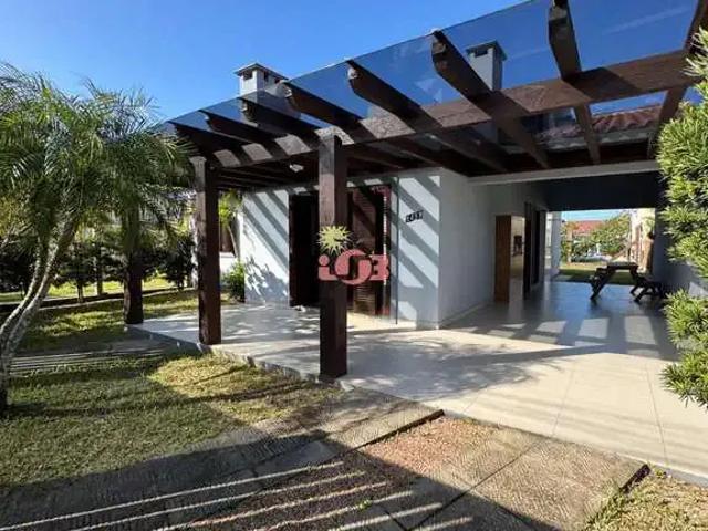 Casa / Sobrado para Venda em Tramandaí/RS Nova Tramandaí 4 Quartos