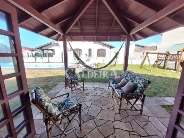 Casa / Sobrado para Venda em Tramandaí/RS Nova Tramandaí 4 Quartos