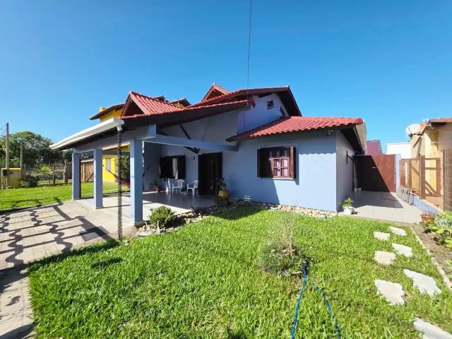 Casa / Sobrado para Venda em Tramandaí/RS Nova Tramandaí 4 Quartos