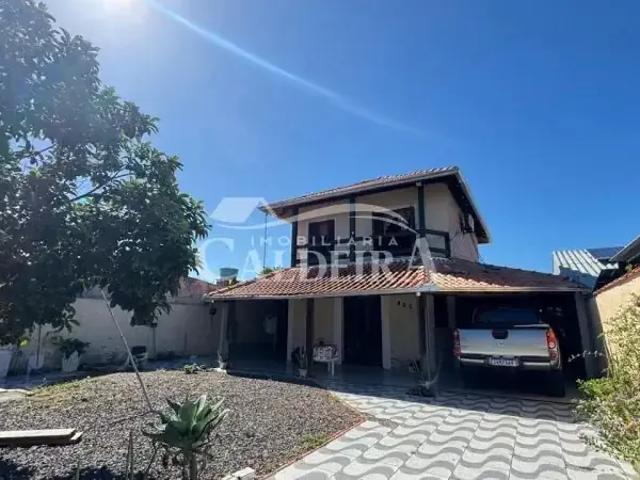 Casa / Sobrado para Venda em Tramandaí/RS Nova Tramandaí 4 Quartos