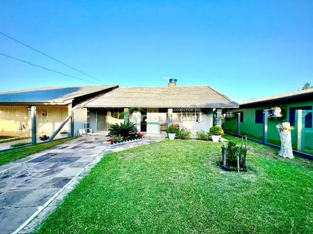 Casa / Sobrado para Venda em Tramandaí/RS Nova Tramandaí 5 Quartos