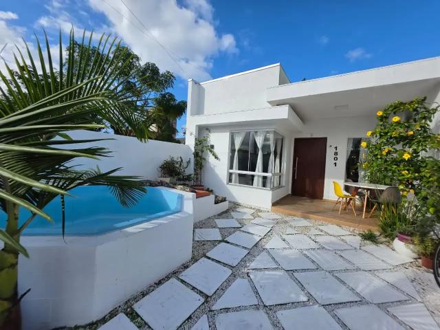 Casa / Sobrado para Venda em Tramandaí/RS Nova Tramandaí 2 Quartos