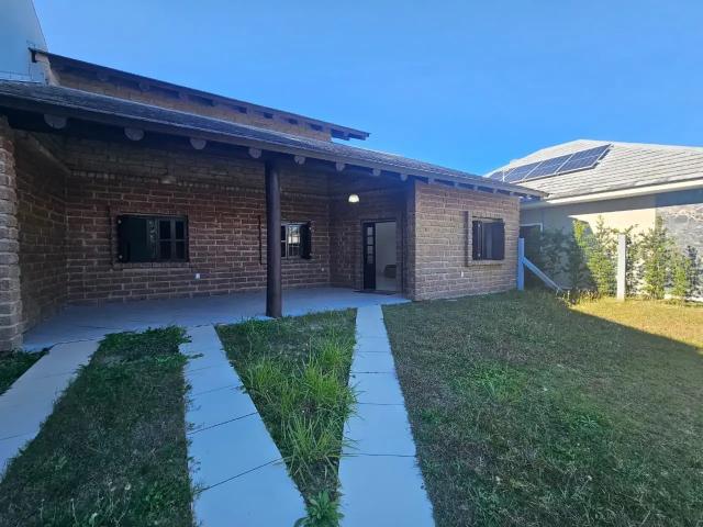 Casa / Sobrado para Venda em Tramandaí/RS Nova Tramandaí 3 Quartos