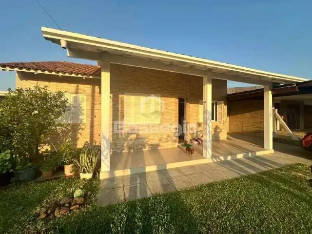 Casa / Sobrado para Venda em Tramandaí/RS Nova Tramandaí 3 Quartos