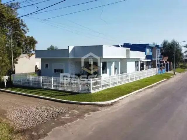 Casa / Sobrado para Venda em Tramandaí/RS Nova Tramandaí 3 Quartos