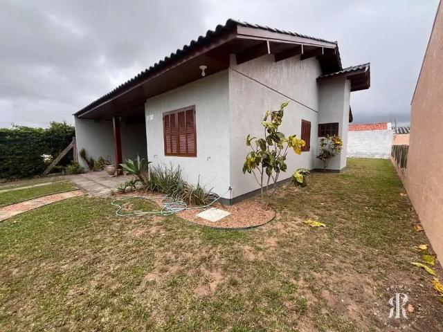 Casa / Sobrado para Venda em Tramandaí/RS Nova Tramandaí 3 Quartos
