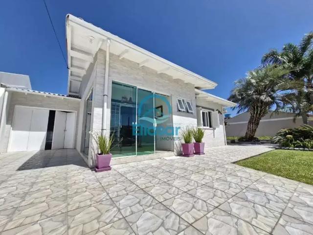 Casa / Sobrado para Venda em Tramandaí/RS Nova Tramandaí 3 Quartos