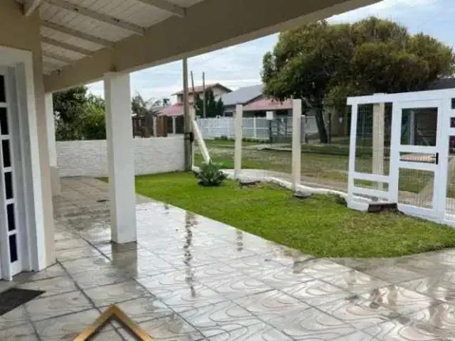 Casa / Sobrado para Venda em Tramandaí/RS Nova Tramandaí 3 Quartos