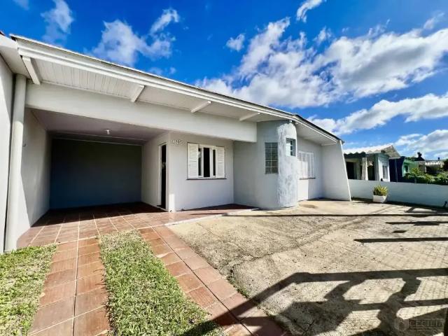 Casa / Sobrado para Venda em Tramandaí/RS Nova Tramandaí 3 Quartos