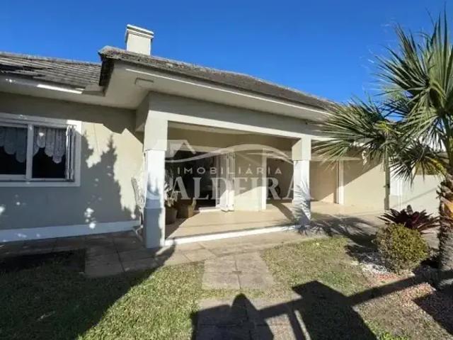 Casa / Sobrado para Venda em Tramandaí/RS Nova Tramandaí 3 Quartos
