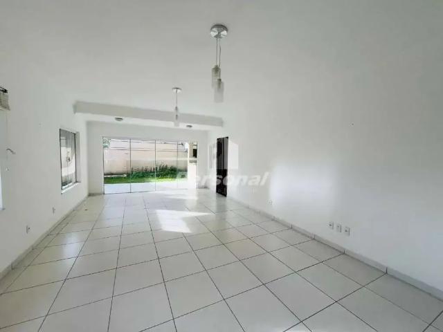 Casa / Sobrado para Venda em Tremembé/SP Campos do Conde 4 Quartos