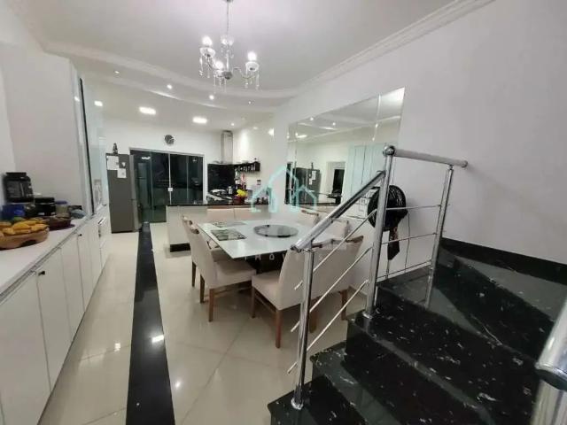 Casa / Sobrado para Venda em Tremembé/SP Campos do Conde 5 Quartos