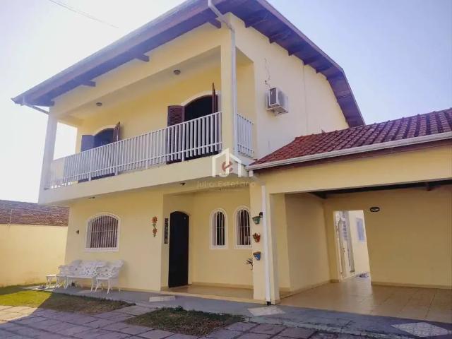 Casa / Sobrado para Venda em Tremembé/SP Centro 5 Quartos