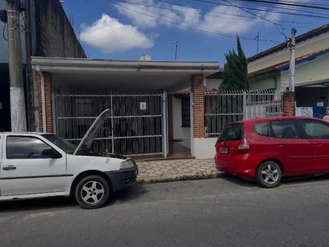 Casa / Sobrado para Venda em Tremembé/SP Centro 3 Quartos
