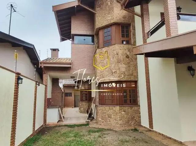 Casa / Sobrado para Venda em Tremembé/SP Centro 3 Quartos