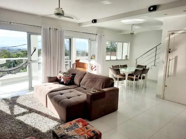 Casa / Sobrado para Venda em Tremembé/SP Centro 3 Quartos