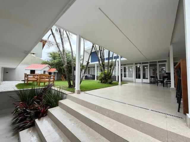 Casa / Sobrado para Venda em Tremembé/SP Condomínio Portal do Sol 4 Quartos