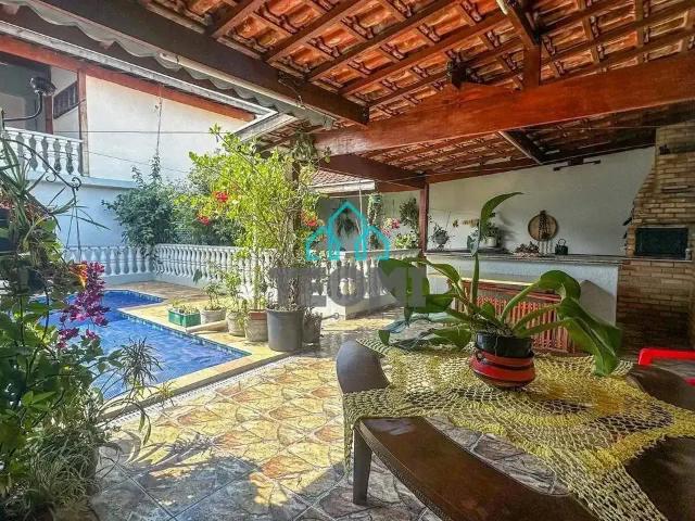 Casa / Sobrado para Venda em Tremembé/SP Parque Residencial Flor do Vale 4 Quartos