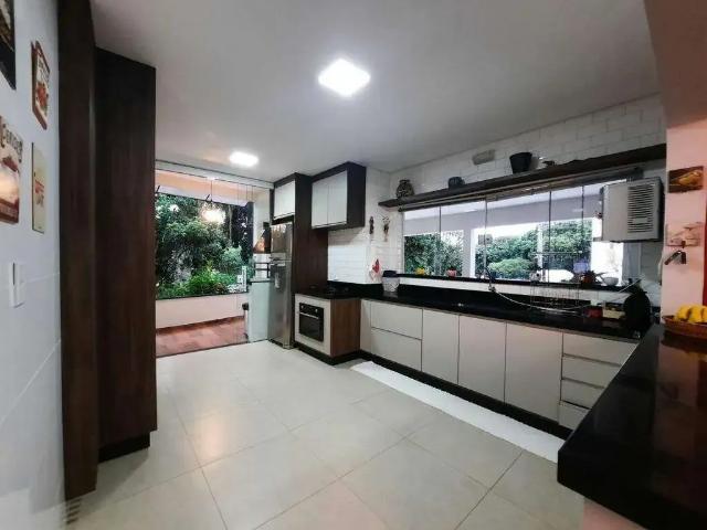 Casa / Sobrado para Venda em Tremembé/SP Jardim Vila Nova 3 Quartos