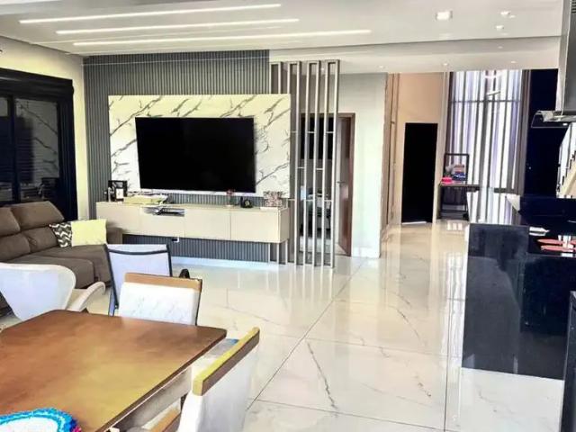 Casa / Sobrado para Venda em Trindade/GO Parqville Quaresmeira 4 Quartos