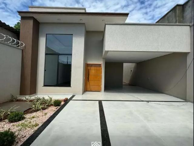 Casa / Sobrado para Venda em Trindade/GO Santuário 3 Quartos