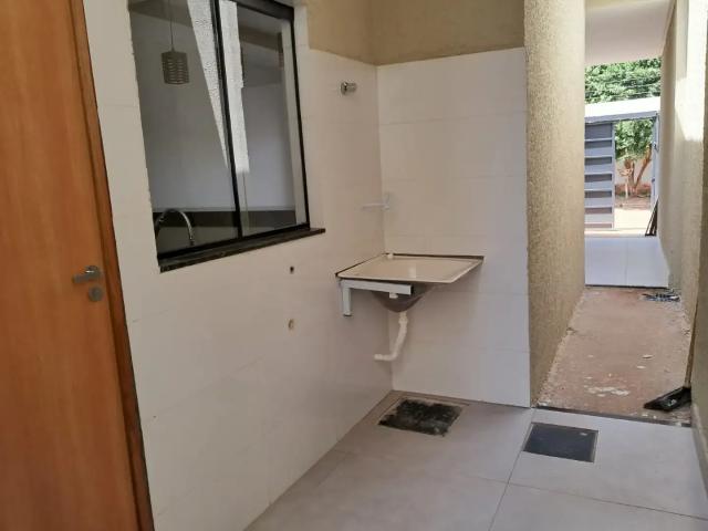 Casa / Sobrado para Venda em Trindade/GO Setor Barcelos 3 Quartos