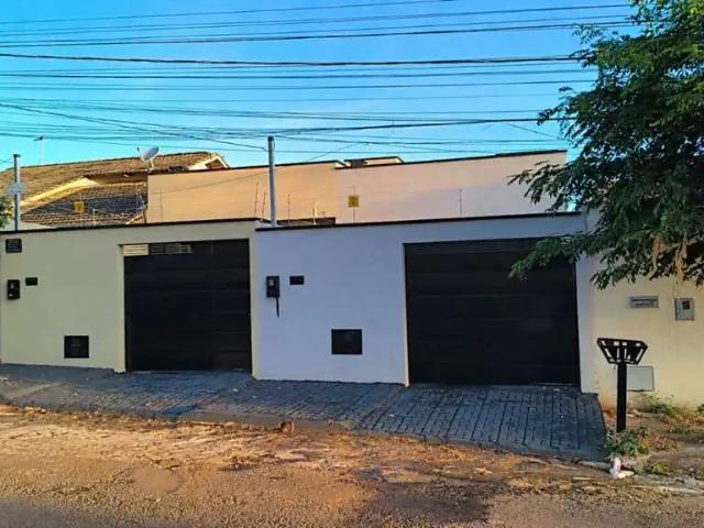Casa / Sobrado para Venda em Trindade/GO Vila Pai Eterno 2 Quartos