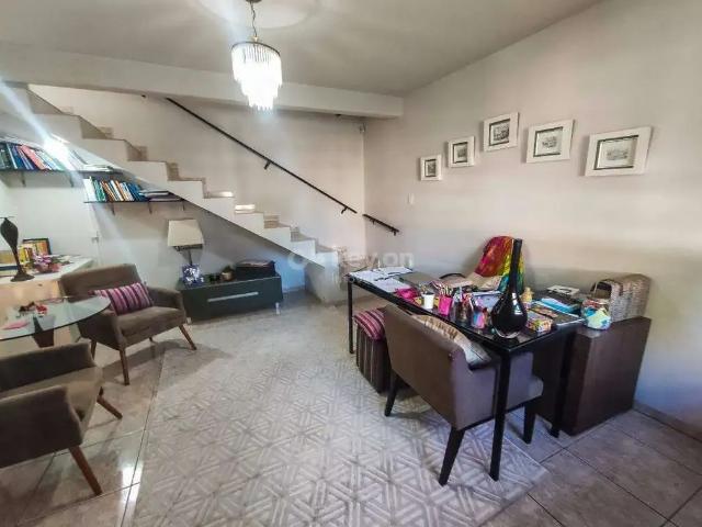 Casa / Sobrado para Venda em Tubarão/SC Centro 2 Quartos