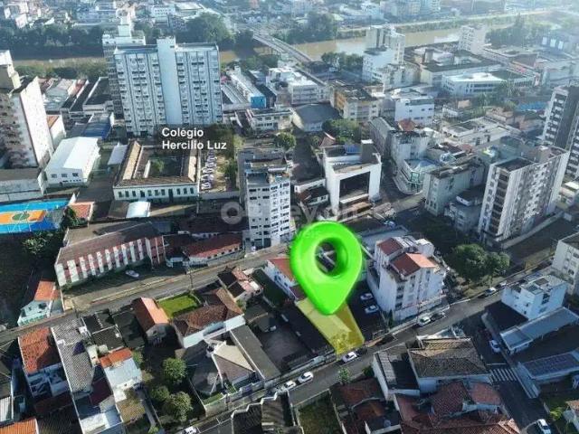 Casa / Sobrado para Venda em Tubarão/SC Centro 3 Quartos