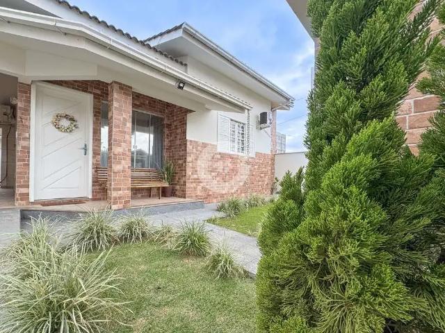 Casa / Sobrado para Venda em Tubarão/SC Centro 3 Quartos